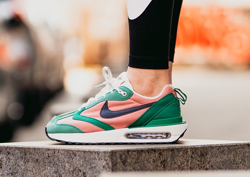 KEEP IT SIMPLE WITH AIR MAX | Buzz - Online Shop