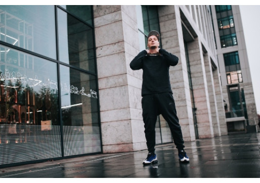 Buzz Sneaker Station - Online Shop | Buzz - Online Shop